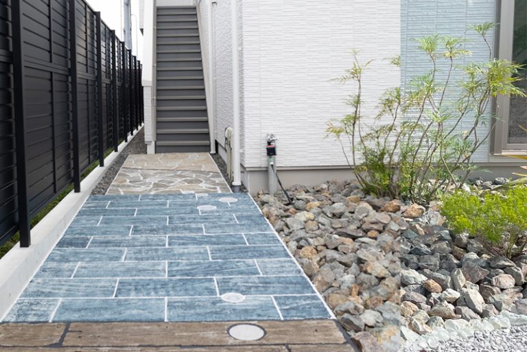 【ローラーストーン】施工現場で徹底的に調査したからわかった、人気の理由 | wanipost